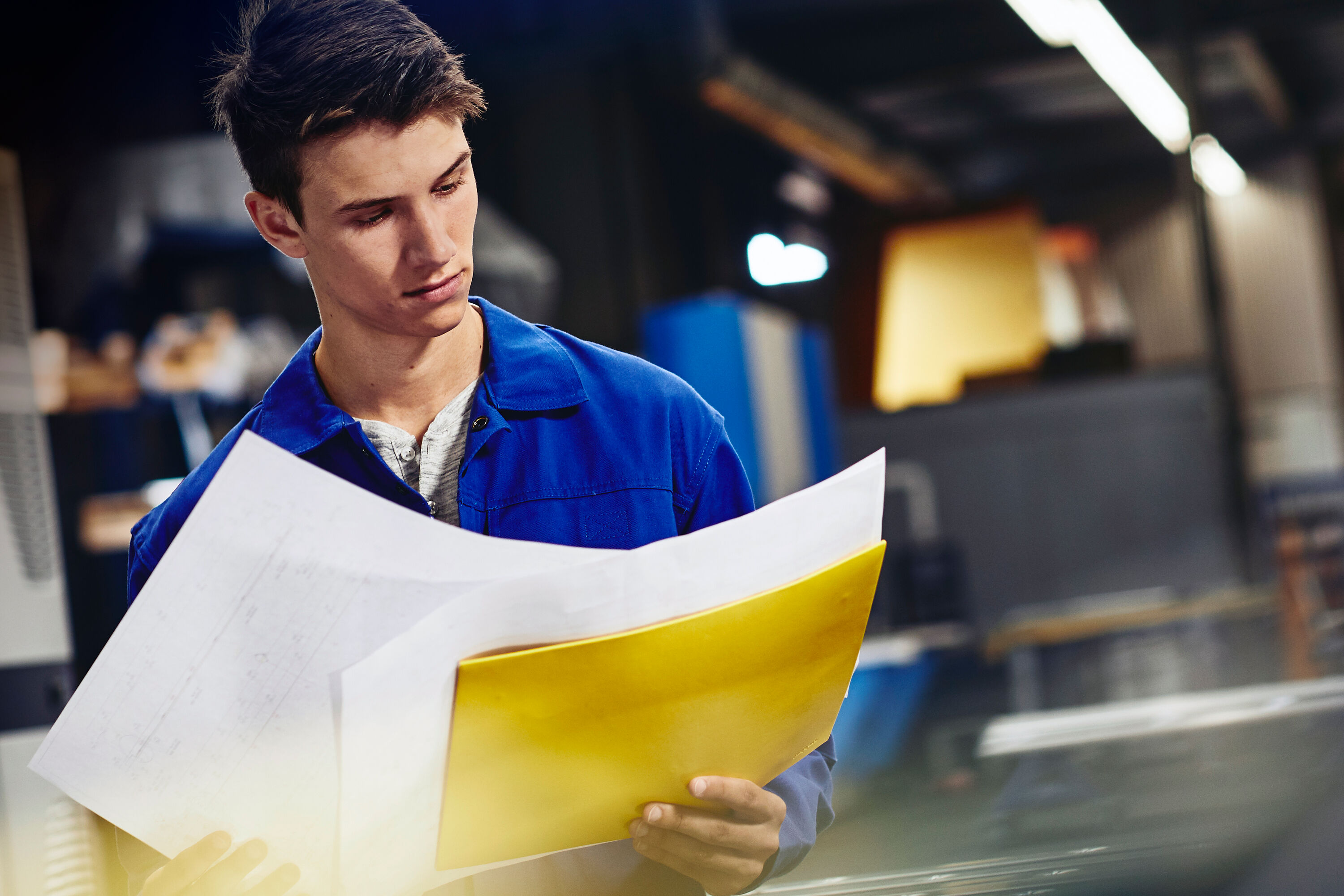Building maintenance technician: responsibilities, salary, and ...